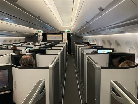 Why the Airbus A350 Features One of the Highest Cabin Ceilings in ...