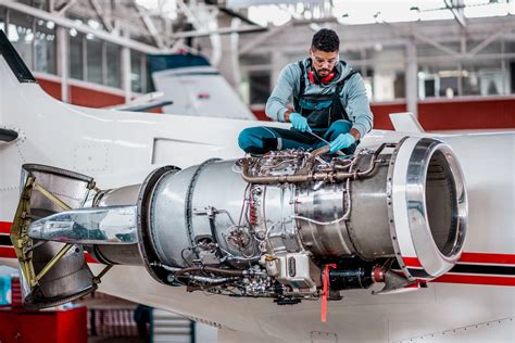 Airplane Engine Maintenance: An In-Depth Guide to Protecting Aviation’s ...