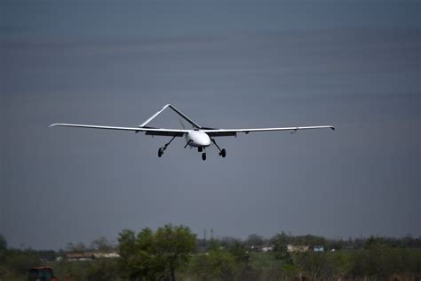 Best Long Range Drones 2025 (5-200km Range): Drones for Extended Flight ...