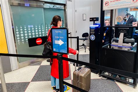 American Airlines Unveils Touchless ID at DCA, Ushering in a New Era of ...