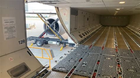 How Long Are APUs Typically Operated For? - Bolt Flight