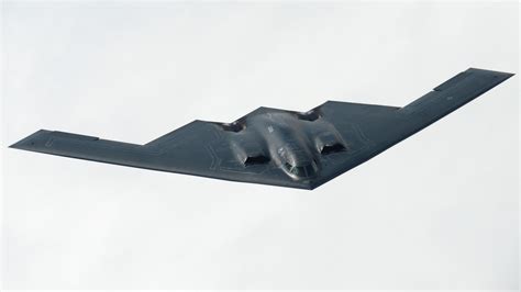 B-2 Bomber Range: How Far the Stealth Aircraft Can Fly Without Refueling - Bolt Flight