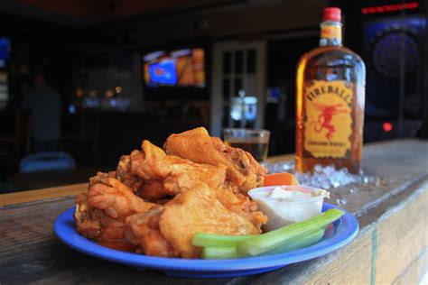 BEST Wings in Sandusky - Bolt Flight
