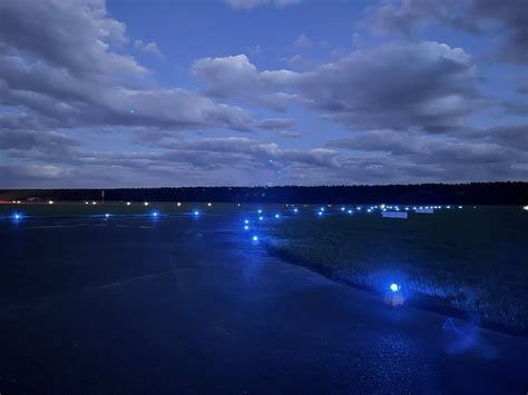 Taxiway Lighting - Bolt Flight