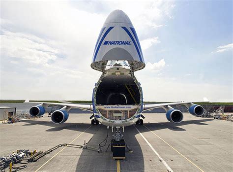 How Many Miles Per Gallon Does a Boeing 747 Get? A Deep Dive into Fuel ...
