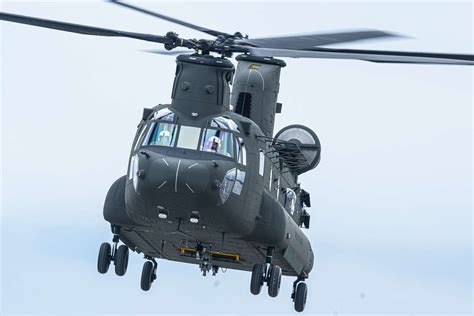 MH-47G Chinook: The Elite Special Operations Helicopter of the U.S ...