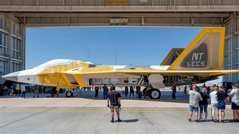 F-22 Raptor Canopy: Engineering, Stealth, and Pilot Protection - Bolt ...