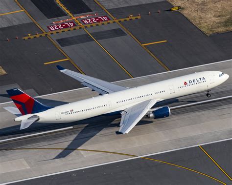 Delta Air Lines Accelerates Summer 2026 Transatlantic Routes from New ...
