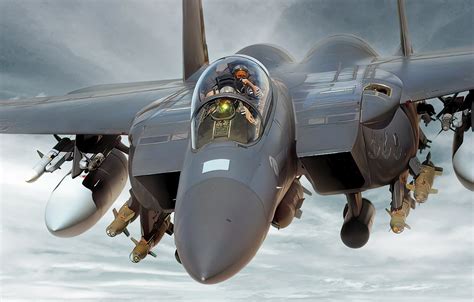 F-15 Eagle Bomb: The Powerhouse of Aerial Warfare - Bolt Flight