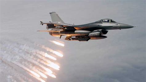 F-16 ECM Pod: Advanced Electronic Warfare Capabilities - Bolt Flight