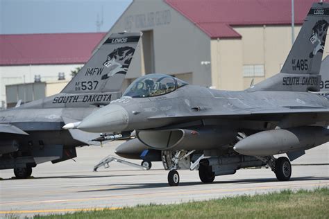 Comprehensive Guide to F-16 Bases in the United States - Bolt Flight