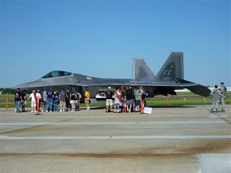 F-22 Raptor Canopy: Engineering, Stealth, and Pilot Protection - Bolt ...