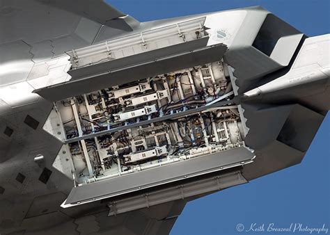 F-22 Raptor Background: A Technological Leap in Air Superiority - Bolt ...
