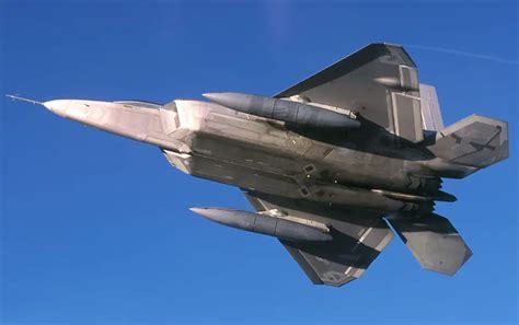 The F-22 Airfoil: Engineering a Stealth and Performance Marvel - Bolt ...