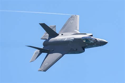 F-35 Intake: Engineering the Future of Stealth and Performance - Bolt ...