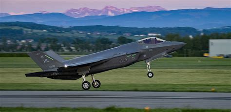 The F-35 "Kill Switch": An In-Depth Analysis - Bolt Flight