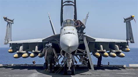 F/A-18 JDAM: Precision Strike Capabilities and Tactical Superiority ...