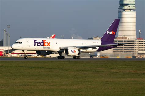 FedEx’s Enduring Commitment to the Boeing 757 Fleet - Bolt Flight