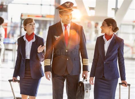 Flight Attendant Schedule: Inside the Unpredictable World of Airline ...