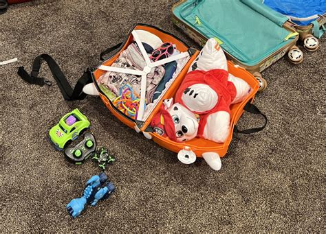 Ryanair’s New Luggage Policy: Trunki Ride-On Cases Now Fly Free for ...
