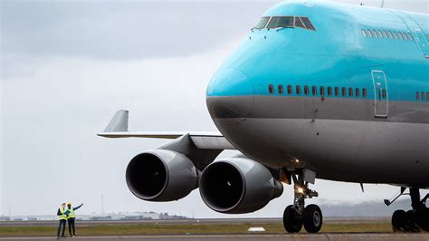 Wet Lease vs Dry Lease: Understanding Private Jet Leasing Options ...