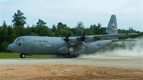 Lockheed Martin Confirms Record-Breaking C-130J Super Hercules Wing ...