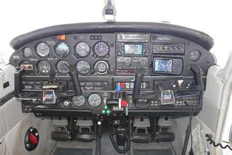 Piper Arrow History and Specifications - Bolt Flight