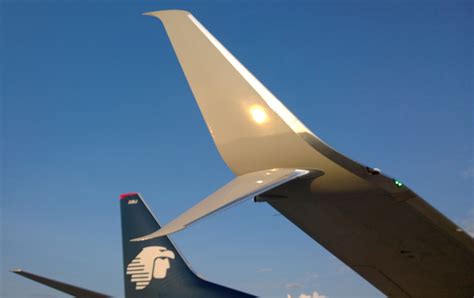 Why Modern Airplanes Have Winglets: A Deep Dive into Aerodynamic ...