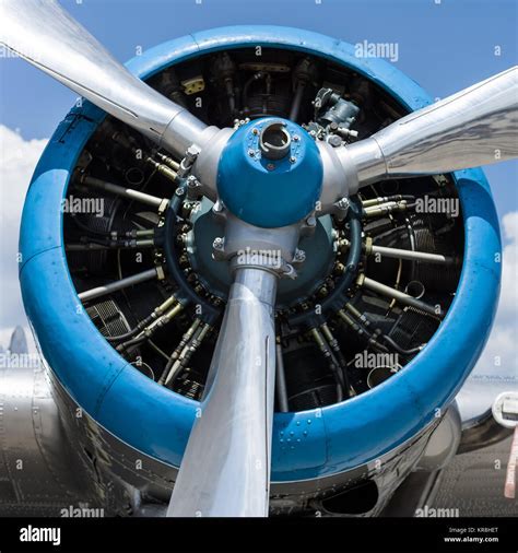 How Does A Radial Engine Work? - Bolt Flight