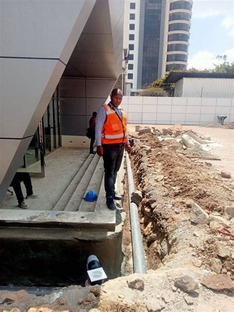 What Is Tarmac at an Airport? A Clear Look at the Surfaces Planes Rely ...