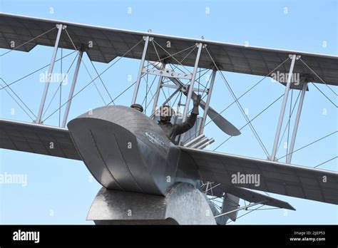 The First Commercial Flight: How St. Petersburg Changed Aviation ...