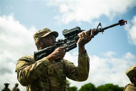 US Army Deploys $13M Smart Rifle Scopes That Auto-Target and Neutralize ...