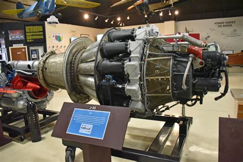 The Last Plane In America With Piston‑Engine Propellers - Bolt Flight