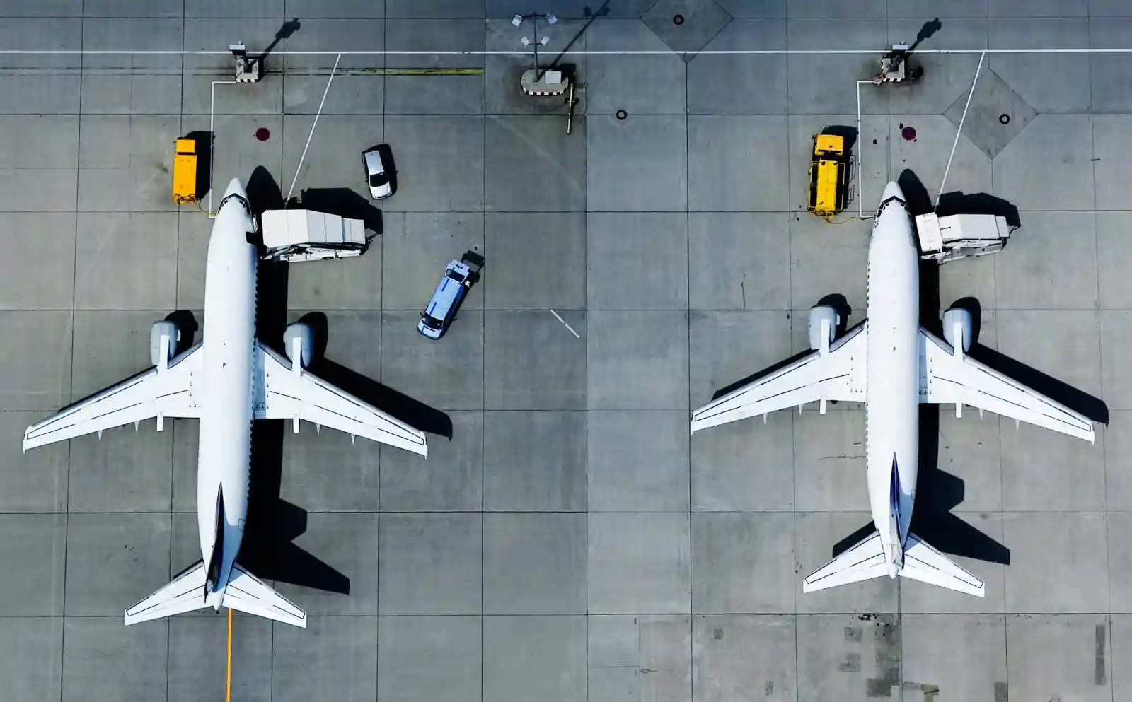 Why Can't Planes Take Off When It's Extremely Hot Outside? - Bolt Flight