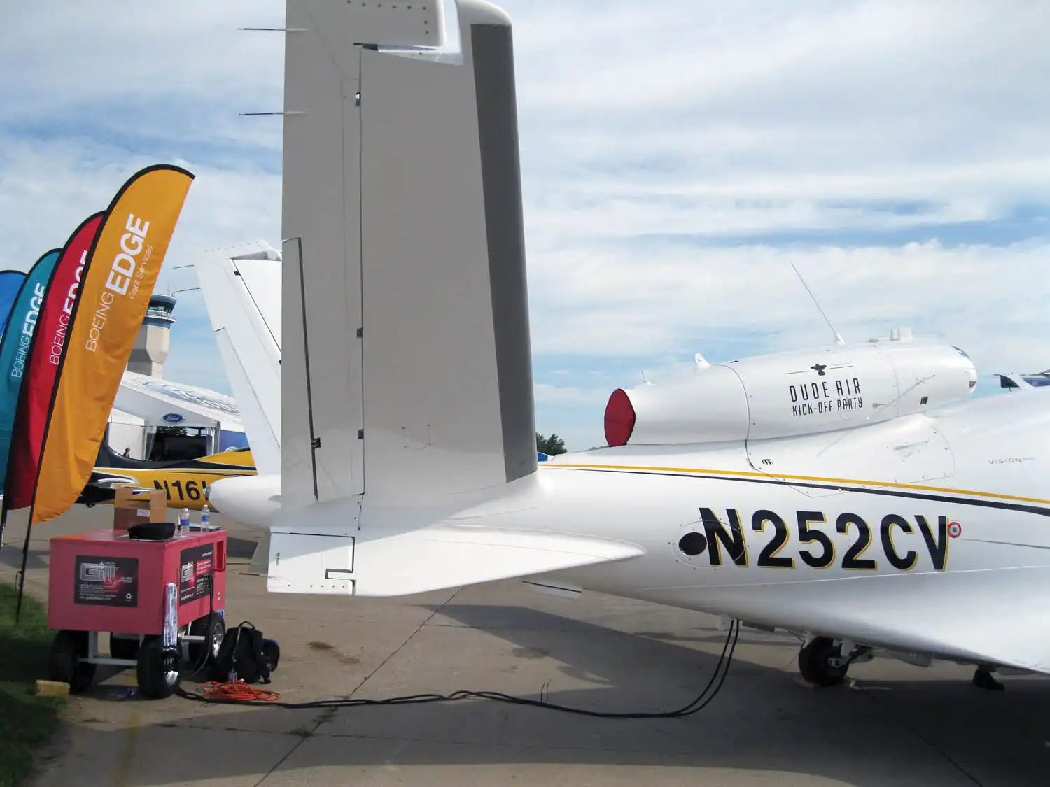 The Aerodynamic Role of Strakes on Airplanes - Bolt Flight