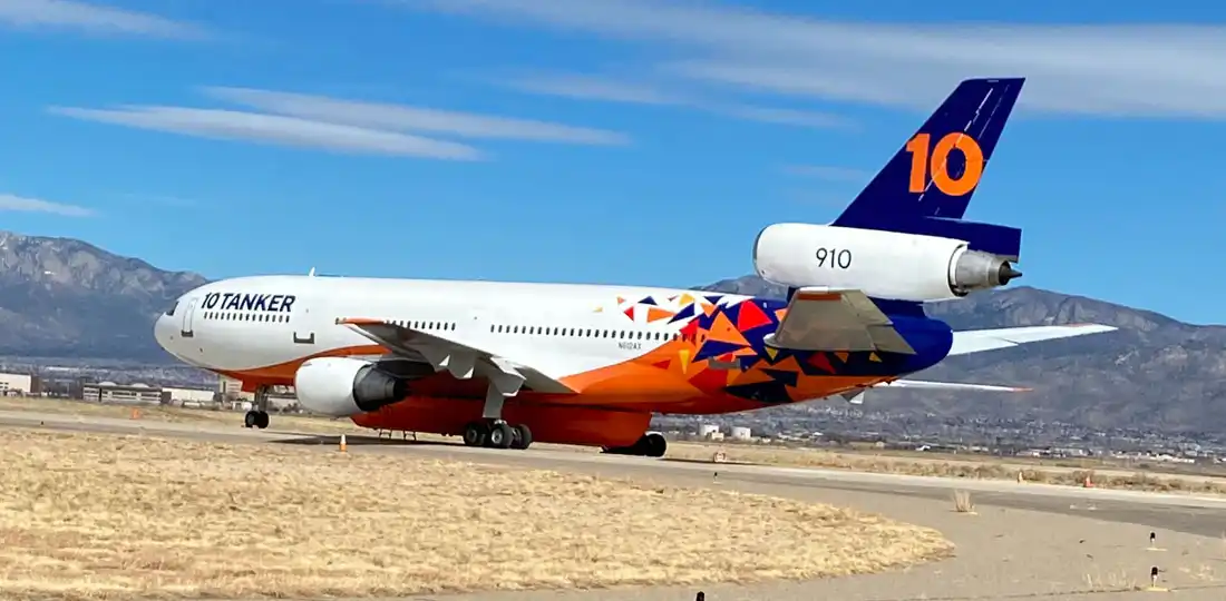 McDonnell Douglas DC-10 Air Tanker: Aerial Firefighting Airplane - Bolt ...