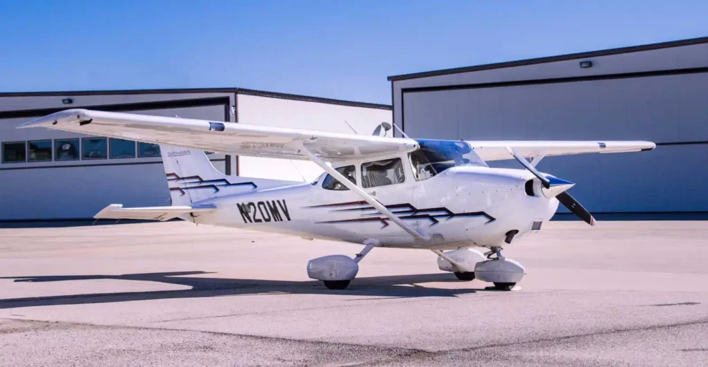 How Much Does It Cost To Own & Operate A Single Engine Cessna - Bolt Flight