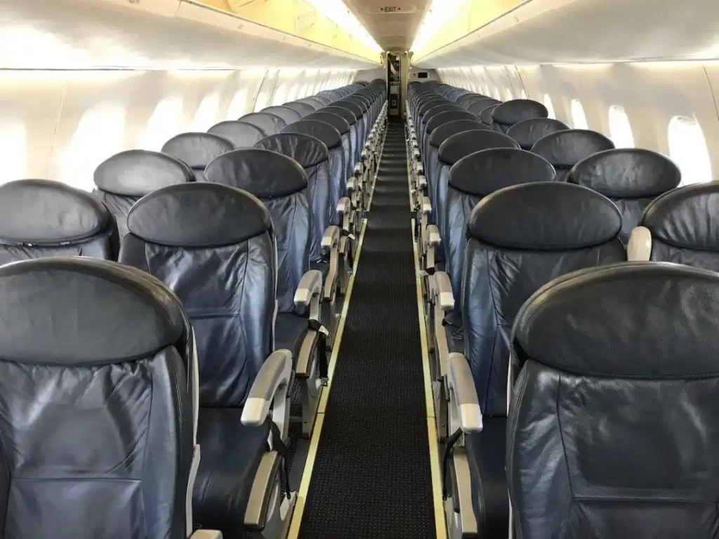 Embraer 190: The Sky-High Star of Regional Aviation - Bolt Flight
