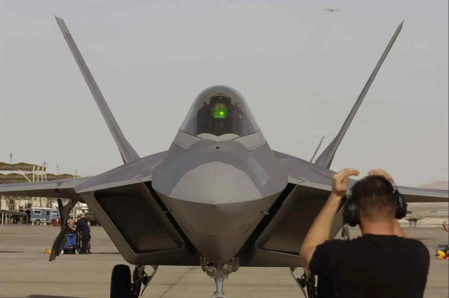 F-22 Raptor Air Intake: The Pinnacle of Stealth Technology and ...