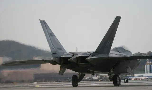 The F-22 Airfoil: Engineering a Stealth and Performance Marvel - Bolt ...