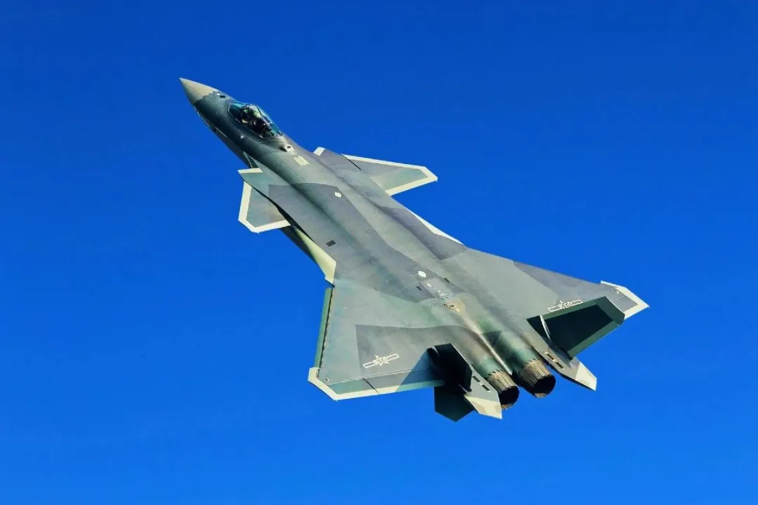 Chengdu J-20: China's Stealth Fighter Powerhouse - Bolt Flight