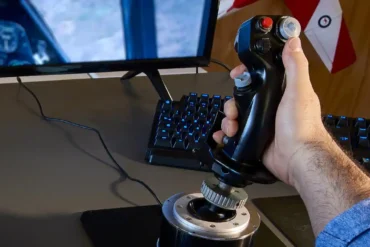 Best HOTAS for F-16 Flight Simulations - Bolt Flight