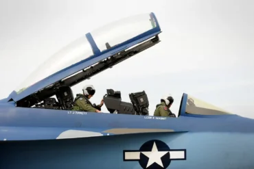 F-18 Jamming Pod: Advanced Electronic Warfare Capabilities - Bolt Flight