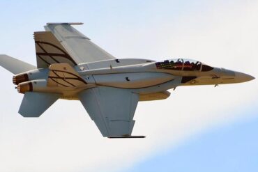 Fun Facts About the F/A-18 Hornet and Super Hornet - Bolt Flight