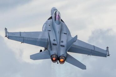 F-18 Range: Comprehensive Analysis of the Hornet and Super Hornet ...