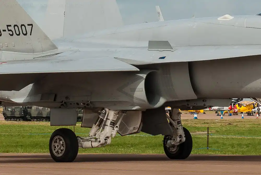 F-18 Air Intake: Design, Structure, and Performance - Bolt Flight