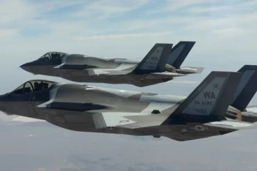 F-16 "Wraith": The Stealthy Aggressor of the U.S. Air Force - Bolt Flight