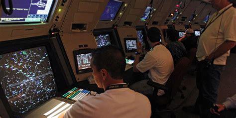 The Approach Controller - Bolt Flight