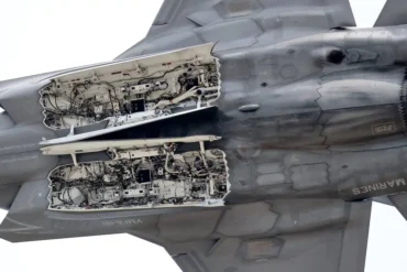 F-35 Internal Weapons Bay Capacity - Bolt Flight