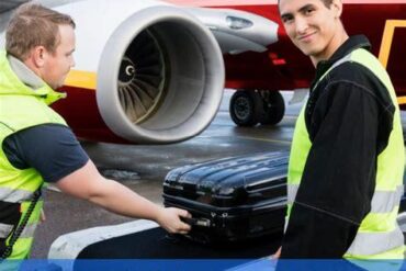 What Is a Customer Service Agent in Airports? - Bolt Flight
